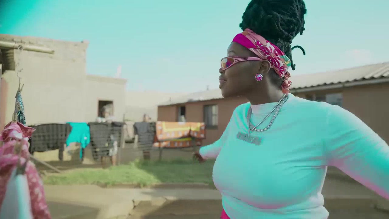 Wanitwa Mos x Nkosazana Daughter & Master KG - Makhelwane (Feat Casswe ...